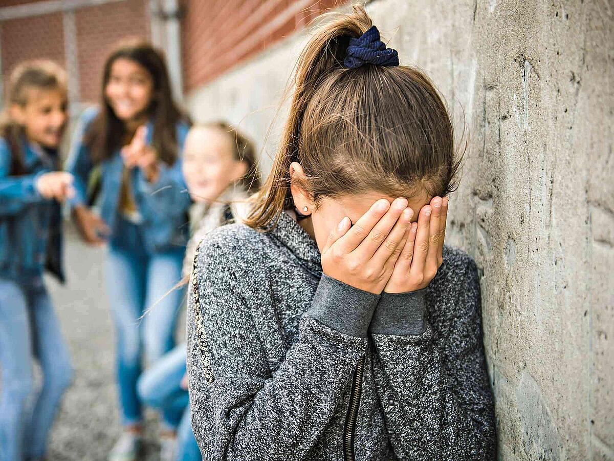 Kampf gegen Mobbing: Wie handeln Sie richtig? Wo findet man Hilfe?